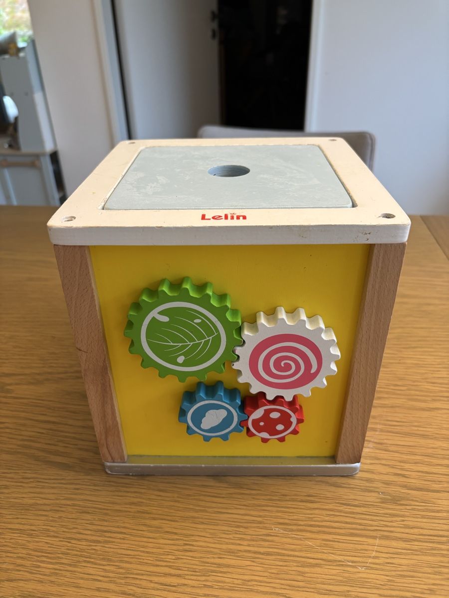 Lelin Motorikwürfel, Holz-Spielzeug für Kinder! (Gebraucht) in Kilchberg ZH für CHF 10 – mit ...