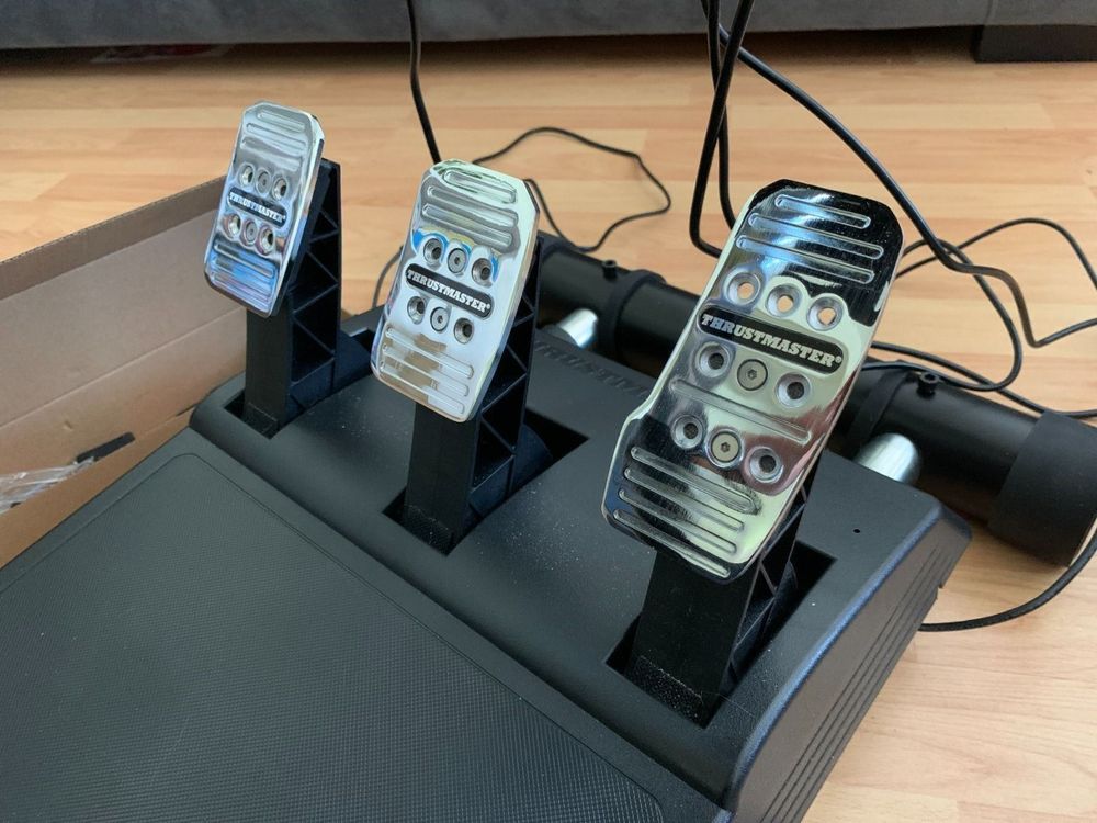 Thrustmaster T150 + TH84 + Wheel Stand | Kaufen auf Ricardo