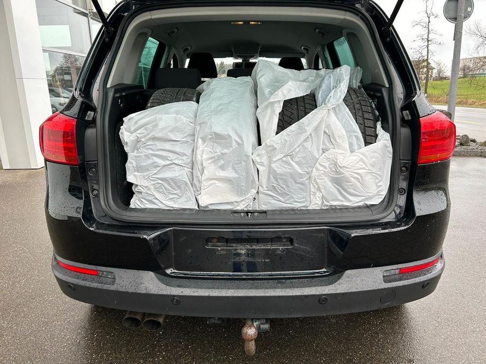 VW Tiguan/2.0 TDI/140 PS/Schaltgetriebe/Allradgetriebe (Gebraucht) in ...