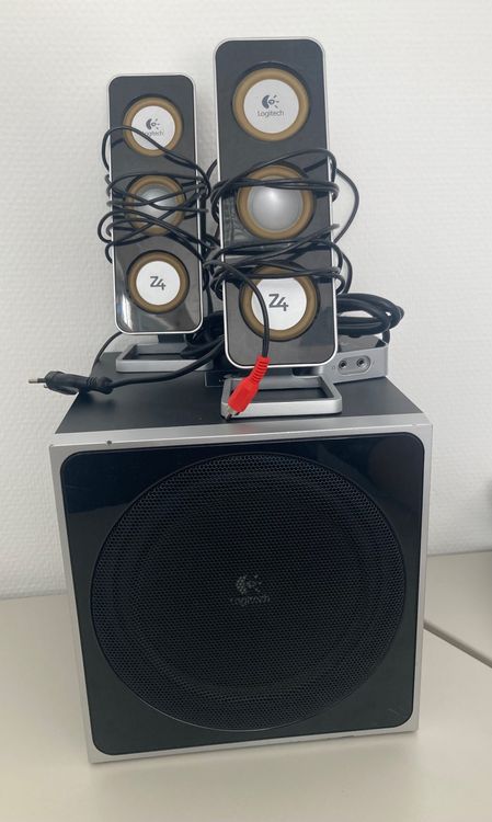 Logitech Z4 40W Schwarz PC Lautsprecher | Kaufen auf Ricardo