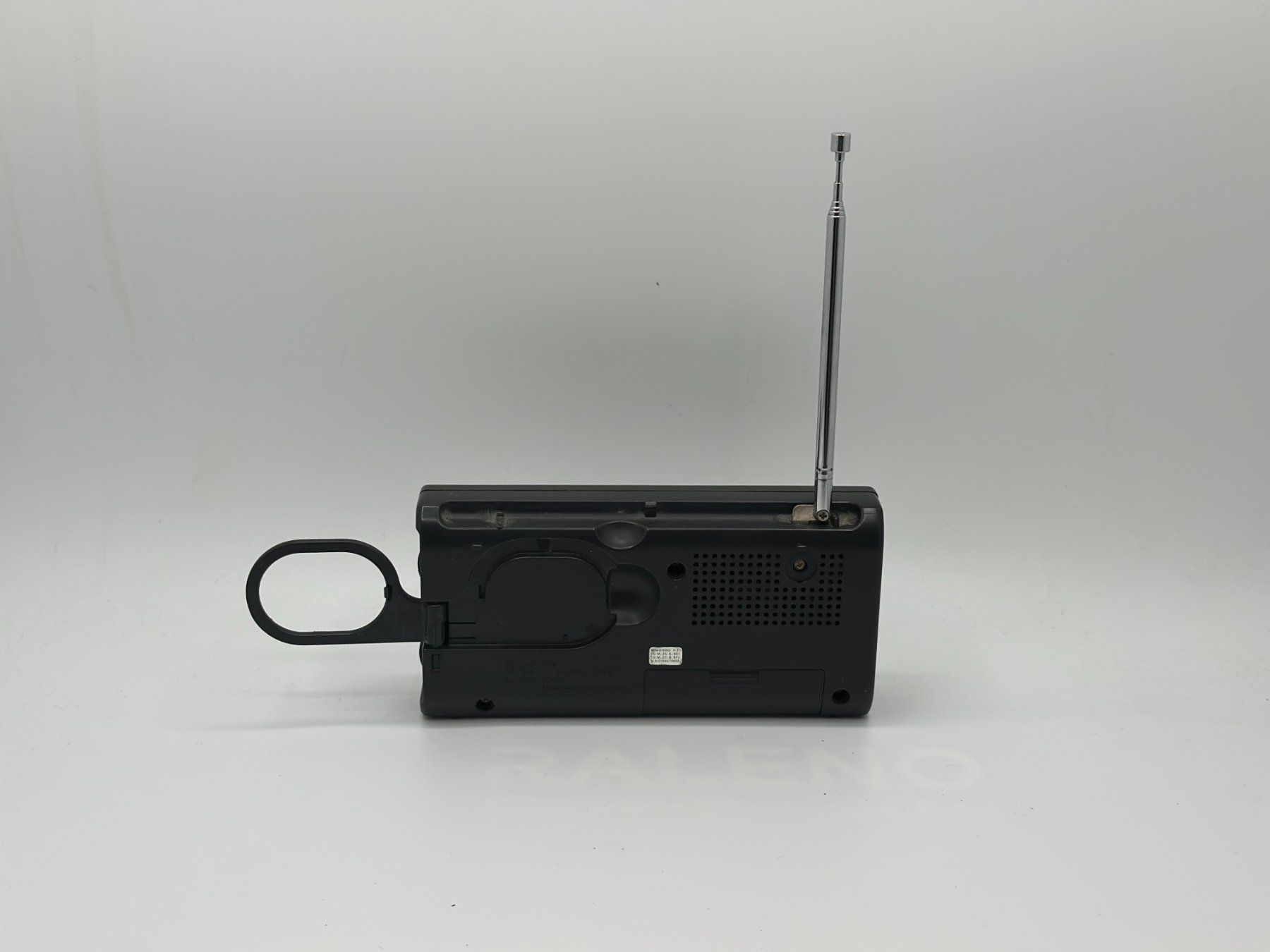 RADIO Vintage of 1991 ! Sony ICF-380 + Test OK ! (D'occasion) à Genève ...