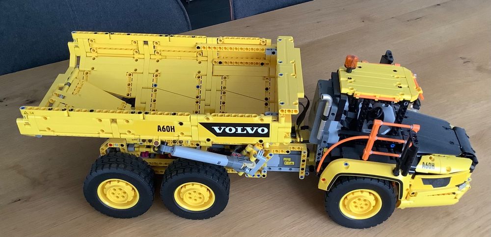 Lego Technic 42114 - Volvo Knickgelenkter Dumper 6x6 | Kaufen auf Ricardo