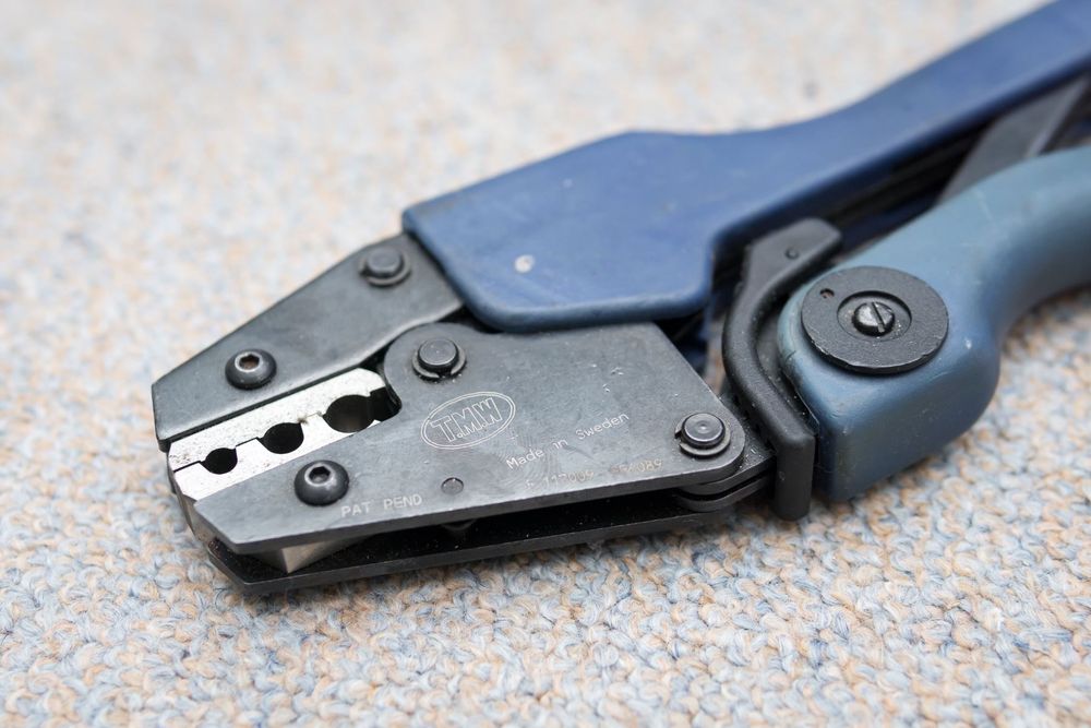 Crimpzange Crimp Tool TMW Made in Sweden (Gebraucht) in St. Gallen für ...