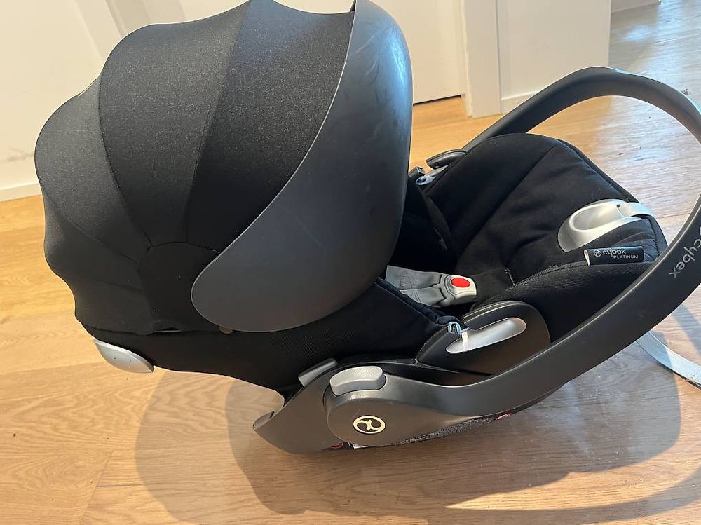 Cybex Cloud Q Plus + ISO-Fix base (Gebraucht) in Meilen für CHF 35 ...