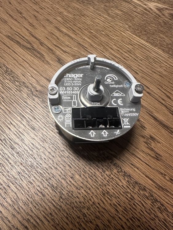 Hager Drehdimmer 3-35W LED 230V (BD3618) (Gebraucht) in steffisburg für ...