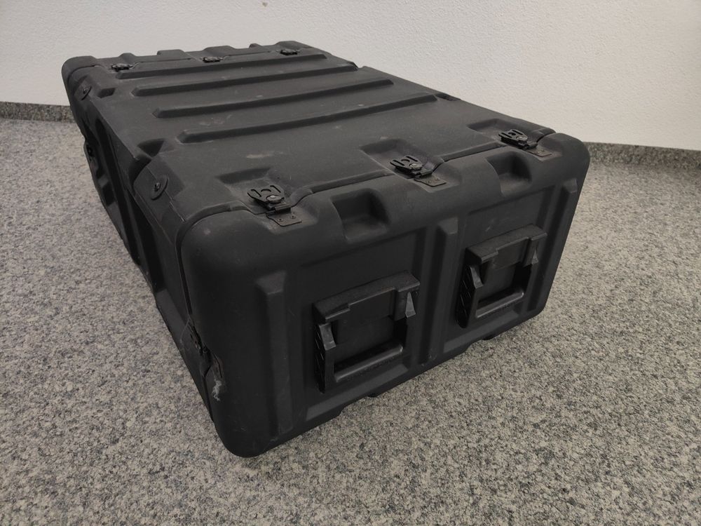 Pelican Hardigg BlackBox Rack Mount Case 4U (Neu (gemäss Beschreibung ...