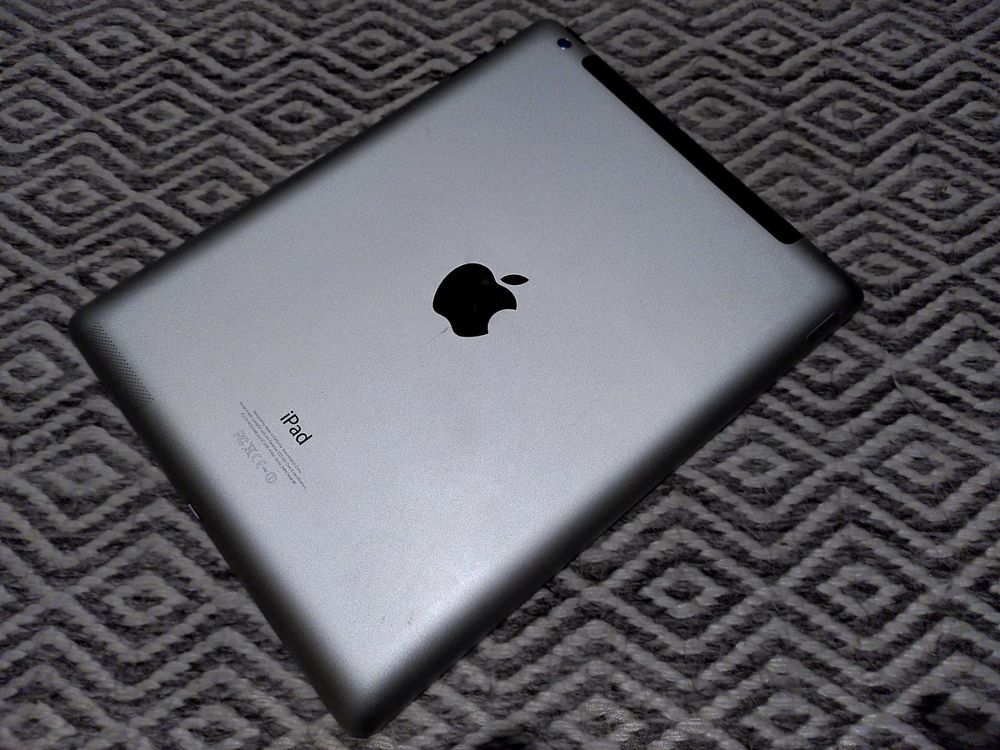 iPad 4 Gen. (Gebraucht) in Sargans für CHF 2 – mit Lieferung auf Ricardo kaufen