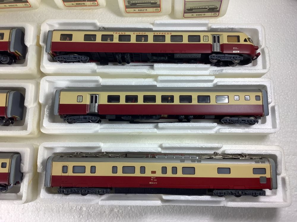 Metropolitan SBB RAe TEE, 6- teilig, H0, DC, Analog, OVP. (Gebraucht ...
