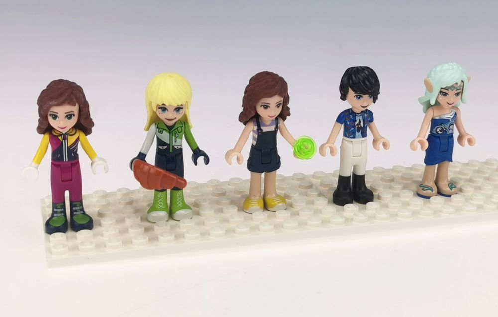 5 Lego Friends / Elves Minifiguren mit Accessoires | Kaufen auf Ricardo