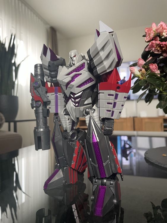 Transformers Megatron Planet X Pluto (Defekt) in Altikon für CHF 40 ...