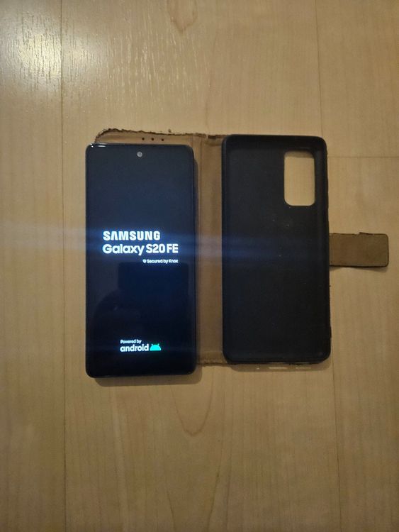 SAMSUNG S20FE 4G 128gb Cloud Navi (Gebraucht) in Gasel für CHF 180 – mit Lieferung auf Ricardo ...