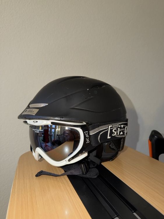 TOP 🔥 Ski Helm GIRO mit Brille - Size M (Gebraucht) in Immensee für CHF ...