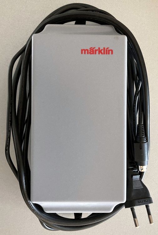 Märklin 60101 & 191724 Schaltnetzteil & Entstörset CS 2/3 (Gebraucht ...