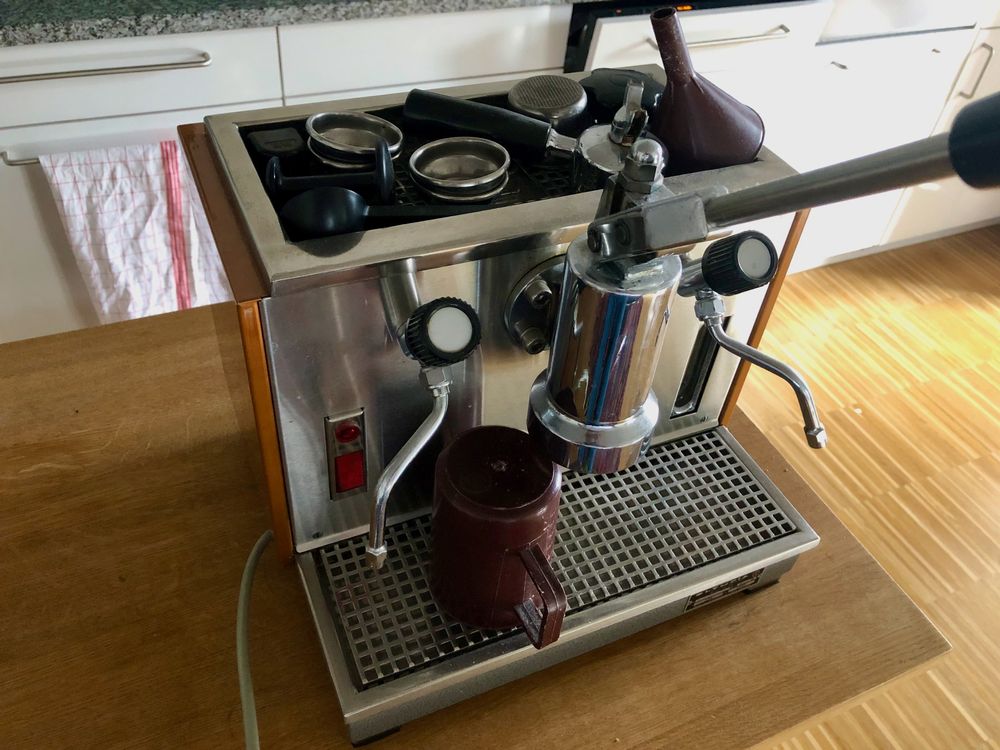 Handhebel-Espressomaschine OLYMPIA CLUB (Gebraucht) in Zürich für CHF ...