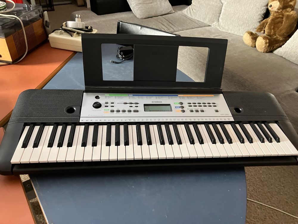 Keyboard YAMAHA YPT 255 (Gebraucht) in für CHF 64 – nur Abholung auf ...