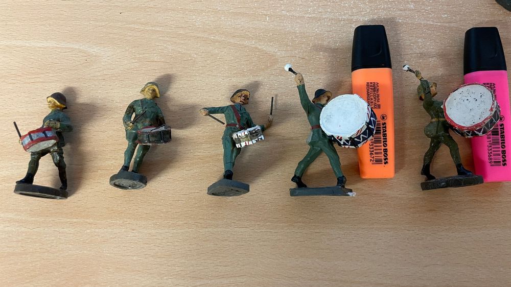 Schweiz Armee - 5 Trommler - Elastolin Figur (Gebraucht) in Glattfelden für CHF 79.95 – mit ...