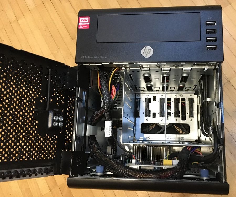 HP Proliant N36L MicroServer MIT Mod BIOS, OHNE Disk (Gebraucht) in ...