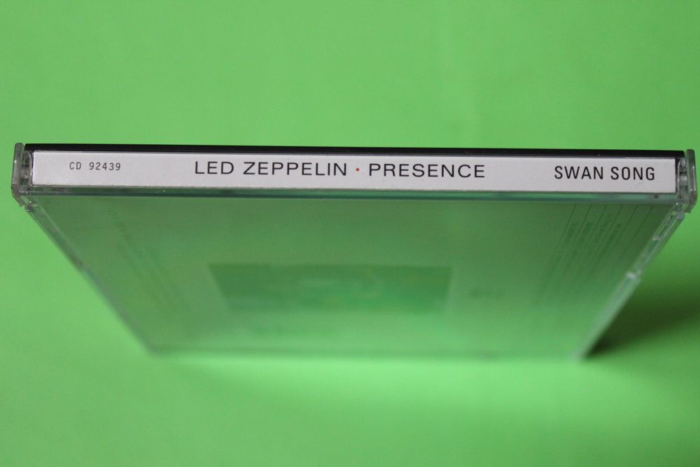 LED ZEPPELIN - PRESENCE CD Made in Canada Guter Zustand (Gebraucht) in ...