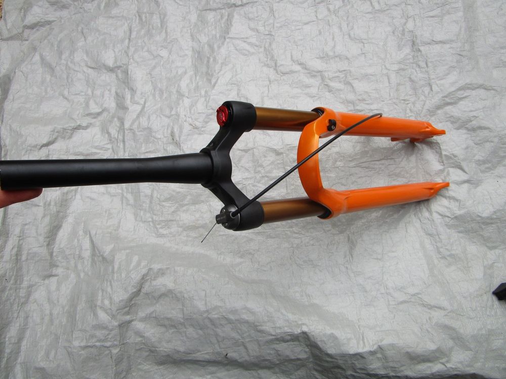 neue Federgabel Air remote tapered 100mm 29" 1720g (Neu (gemäss Beschreibung)) in Ottikon für ...