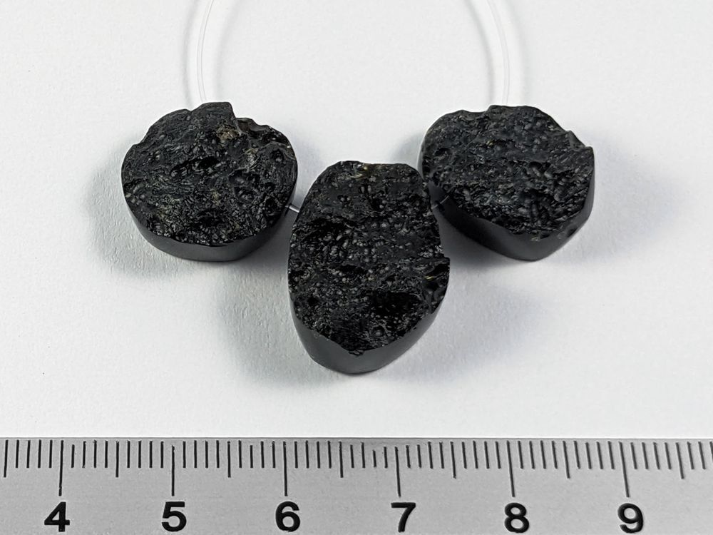 Tektit Perlen 3Stk. - 16 bis 20mm (Neu und originalverpackt) in Meilen für CHF 6 – mit Lieferung ...