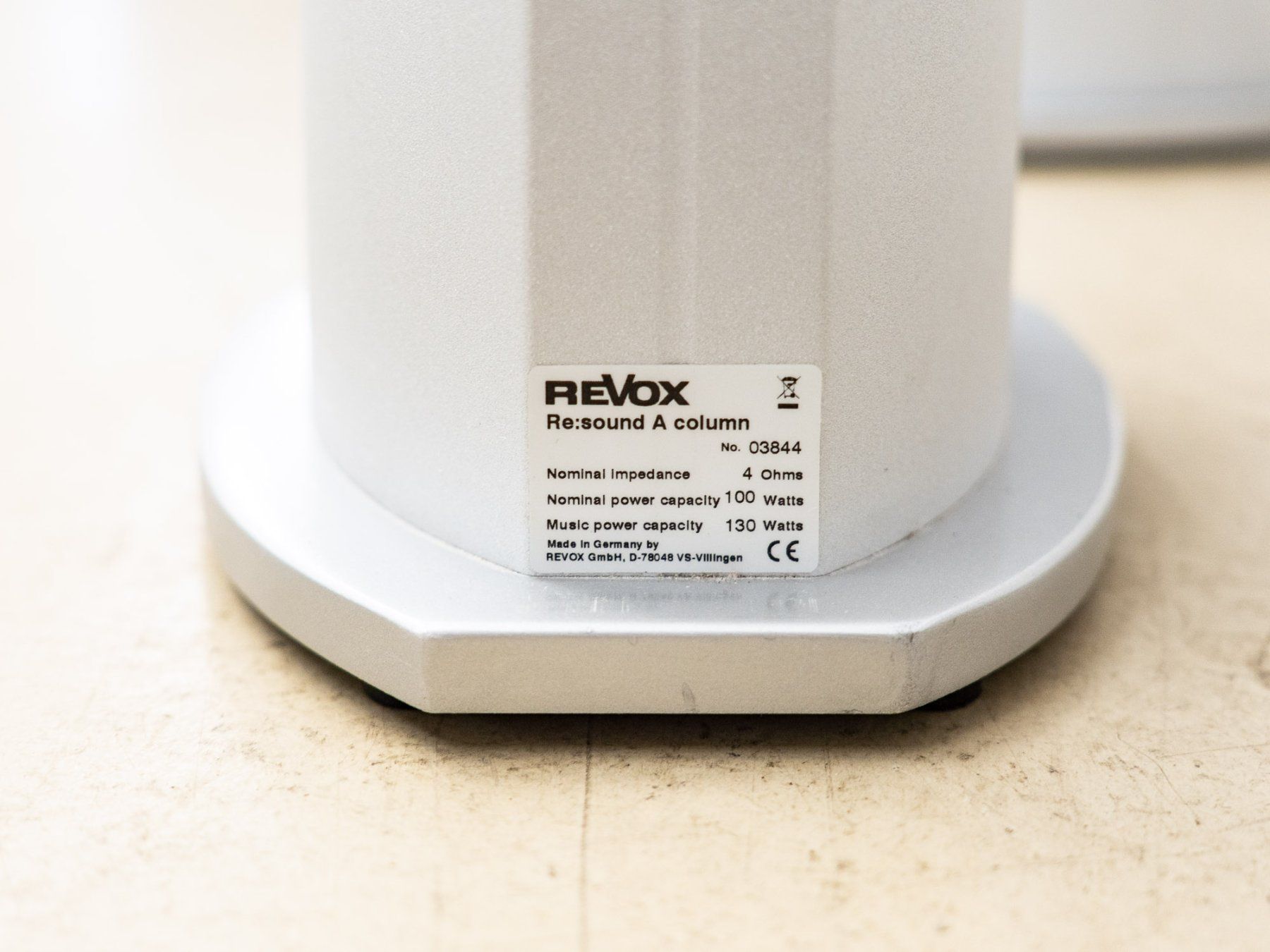 Revox Re:sound A column – 4 Ohm, 100 W, Paar – Ref. 12/30 (Gebraucht ...
