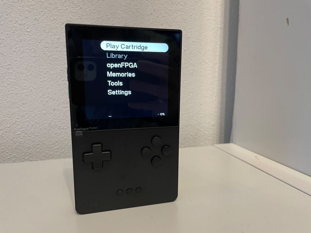 Analogue Pocket - Black - 64GB - Open FPGA mit Cores (Gebraucht) in Aettenschwil für CHF 375 ...