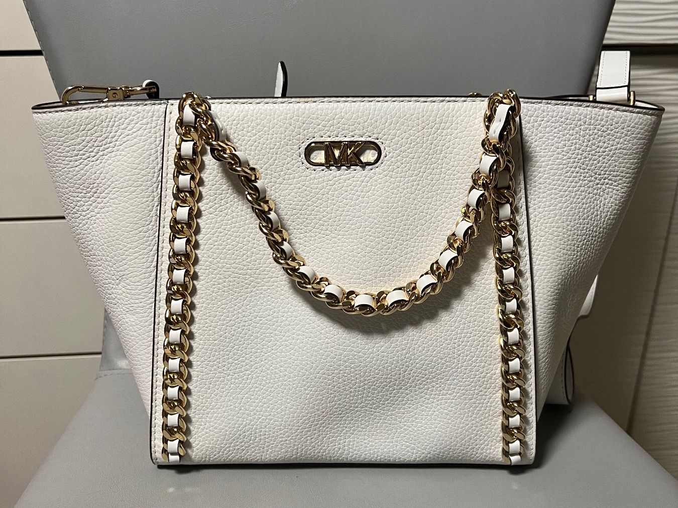 Sac Michael Kors blanc neuf, chaîne dorée chic! (Neuf (Voir description ...