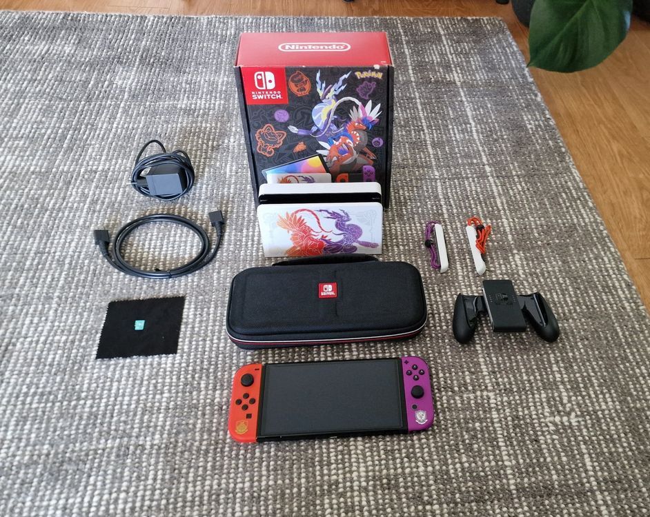 Nintendo Switch OLED Scarlet and Violet + 512GB SD + Case (Gebraucht ...