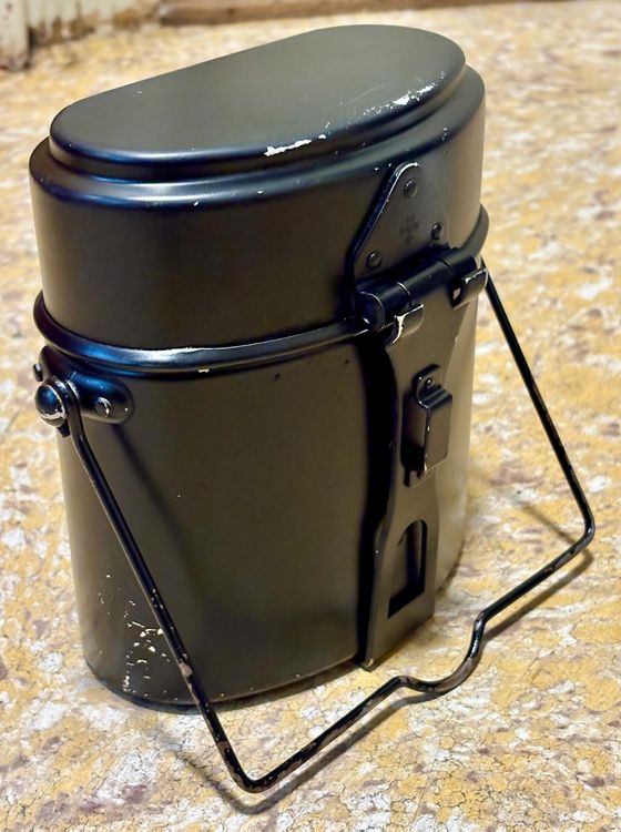 SIGG original Schweizer Armee Militär Gamelle Essgeschirr (Gebraucht) in Zürich für CHF 9 – mit ...