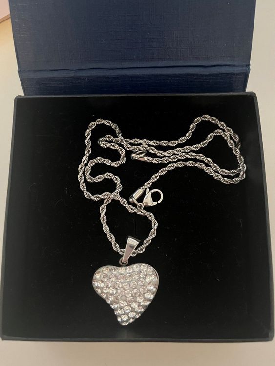 Kette mit Herz Anhänger 15 CHF (Neu (gemäss Beschreibung)) in Zürich für CHF 15 – mit Lieferung ...