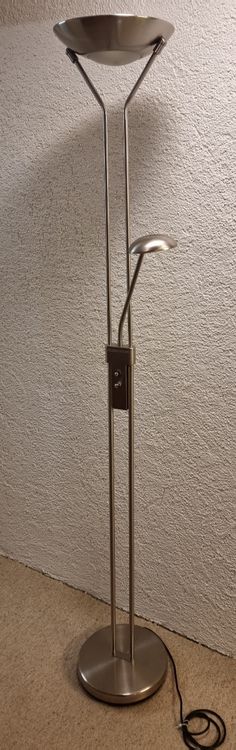 Stehlampe, dimmbar (Gebraucht) in Ettingen für CHF 10 – nur Abholung auf Ricardo kaufen