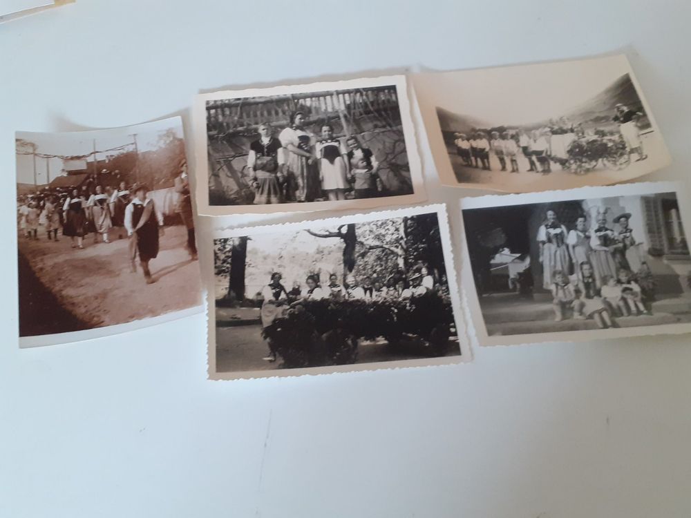 SCHWIIZER FRAUE DAZUMAL - i BAERNER TRACHT mit CHIND | Kaufen auf Ricardo