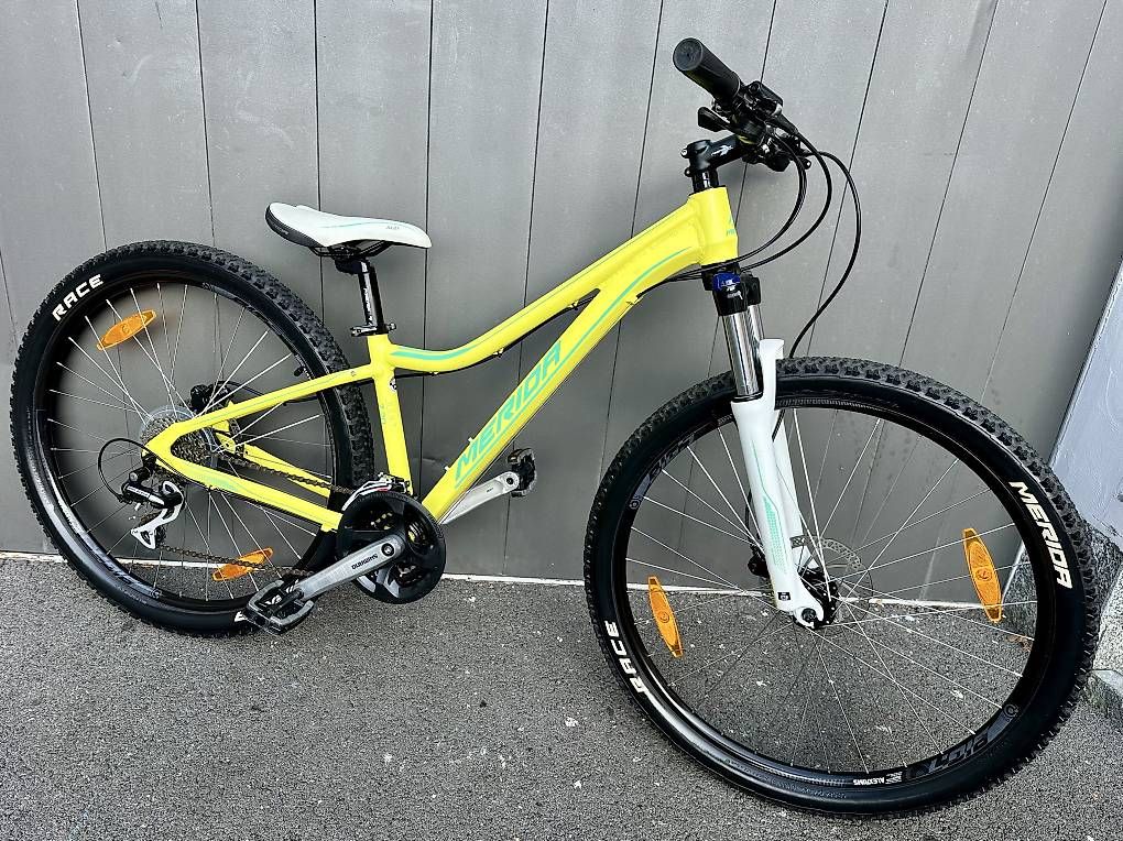 Bicicletta MTB Merida da ragazza 27.5 PARI AL NUOVO (Gebraucht) in ...