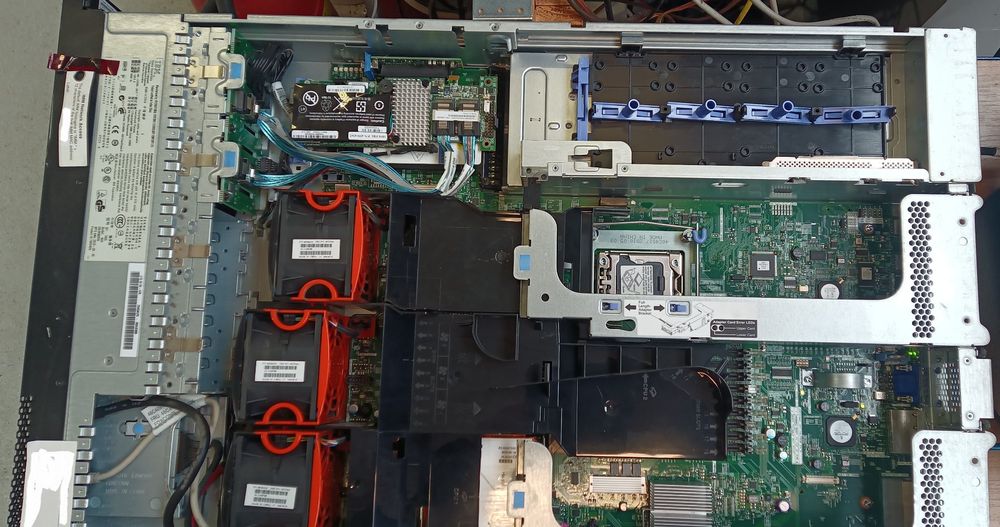 IBM System X 3650 M3, ESXi 6.7.0 U3 (Gebraucht) in Wängi für CHF 280 ...