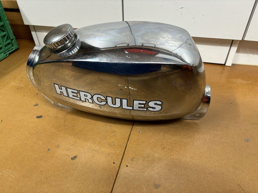 Mofa Sachs Hercules Tank (Gebraucht) in Latterbach für CHF 41 – mit ...