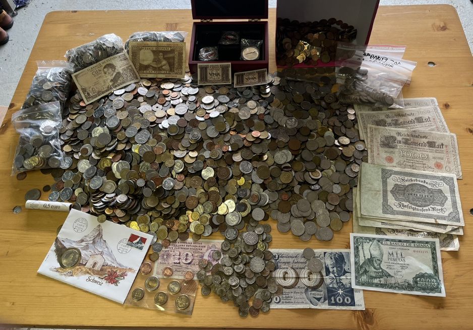 Grande collection de pièces et billets du monde entier (Gebraucht) in ...