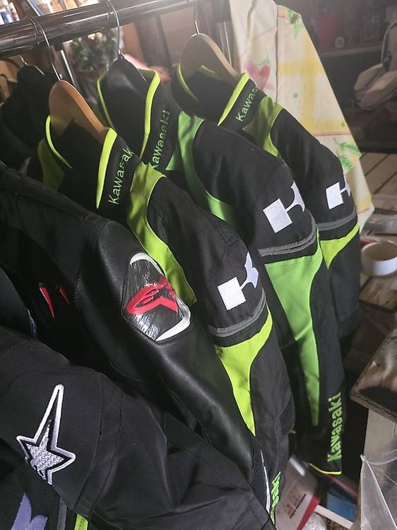 Giacche kawasaki (Gebraucht) in comano für CHF 60 – nur Abholung auf ...