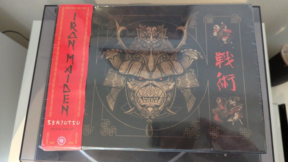 Iron maiden senjutsu box set (Gebraucht) in Gordola für CHF 50 – mit ...