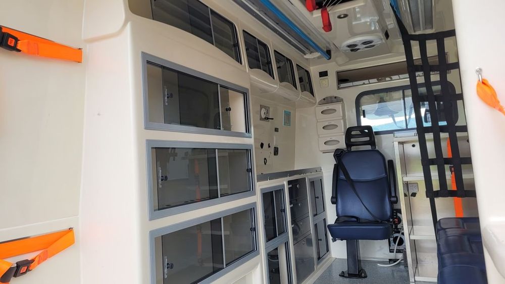VW Crafter 35, Ambulance/Rettungswagen/Ambulanz | Kaufen auf Ricardo