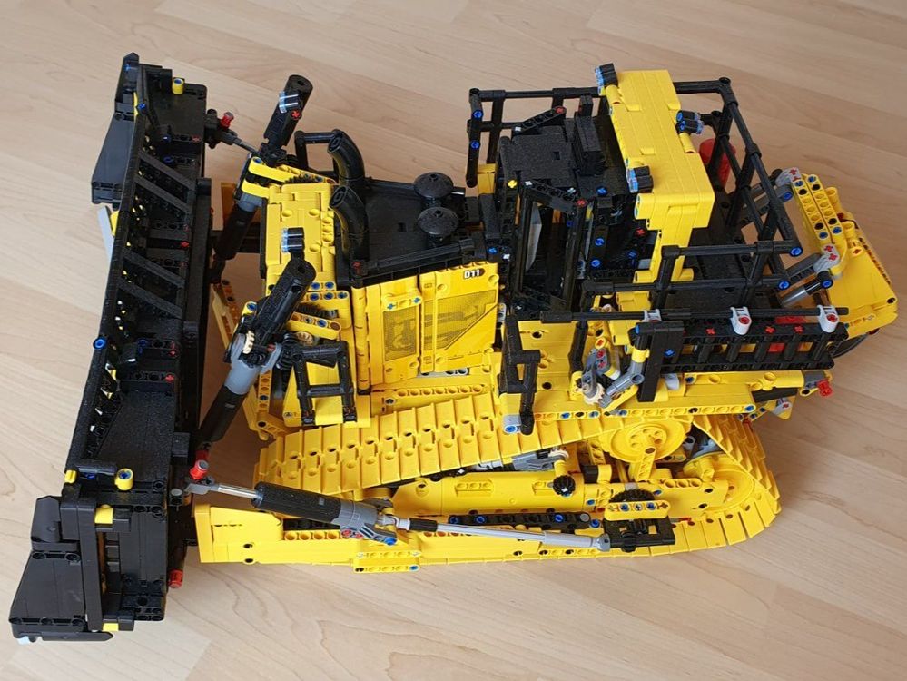 LEGO Cat D11 Bulldozer | Kaufen auf Ricardo