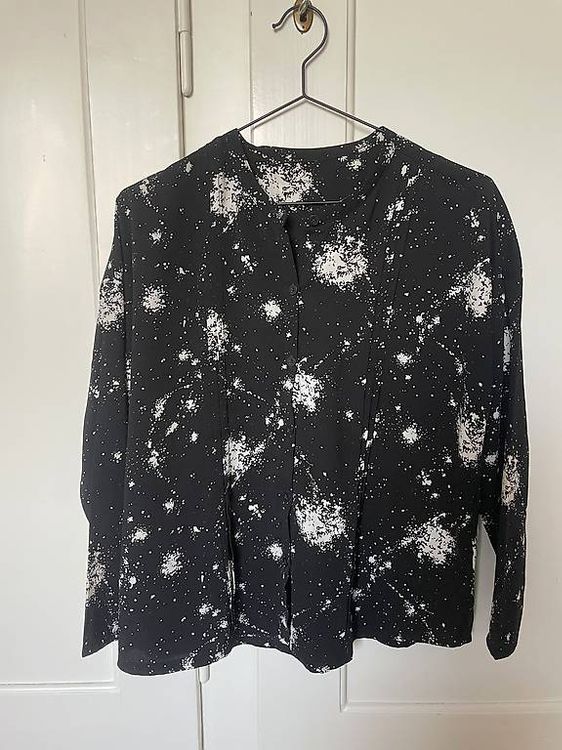 Blouse (D'occasion) à Biel/Bienne pour CHF 8 – avec livraison | Acheter sur Ricardo