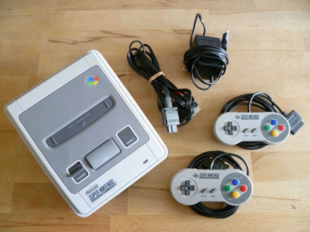 Super Nintendo SNES komplett mit 2 Pads | Kaufen auf Ricardo