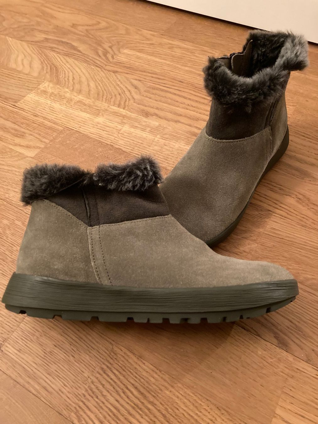 THINK Winter Boots, 36, Leder, Fell, Schurwolle NEU (Gebraucht) in ...