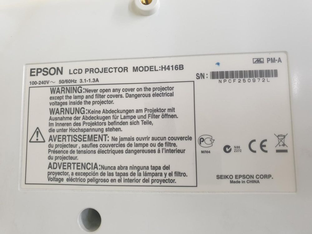 Epson LCD Projektor Modell H416B | Kaufen auf Ricardo