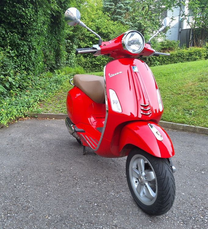 Piaggio Vespa Primavera 50 (45km/h) (Gebraucht) in Neuenhof für CHF 1350 – nur Abholung auf ...
