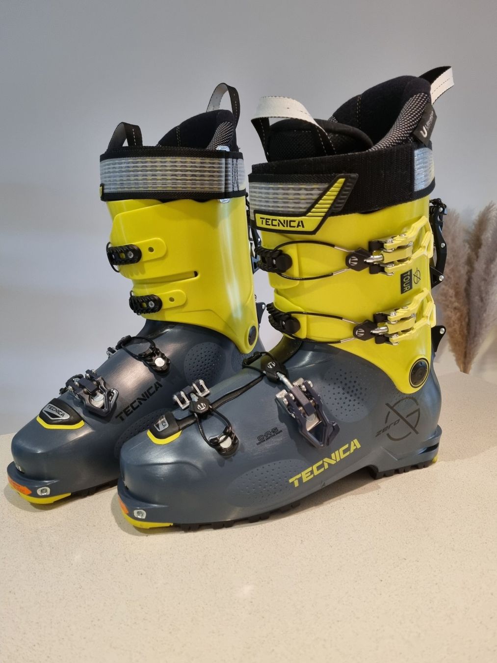 Tecnica Zero G Tour (30.5) (Neu und originalverpackt) in Luzern für CHF ...