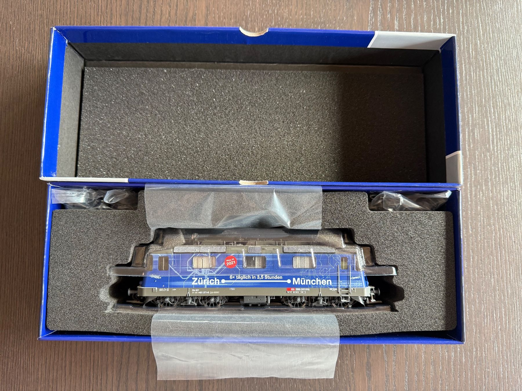 ROCO 71412 SBB CARGO RE 421 371-6 ZÜRICH MÜNCHEN (Neu und ...