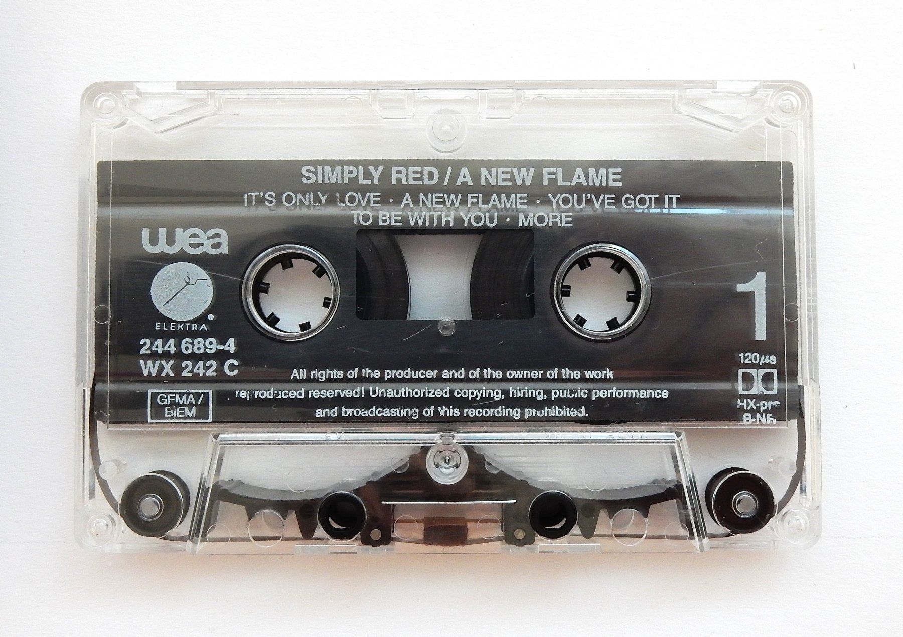 Musikkassette « Simply Red - A New Flame » - 1989. (Gebraucht) in ...