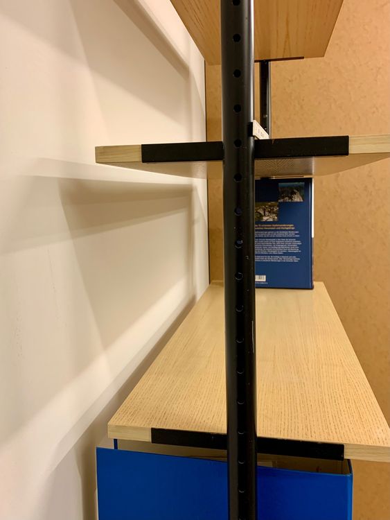 Teleskop Regal mit Unterbau 70er Jahre (Gebraucht) in Othmarsingen für CHF 990 – nur Abholung ...