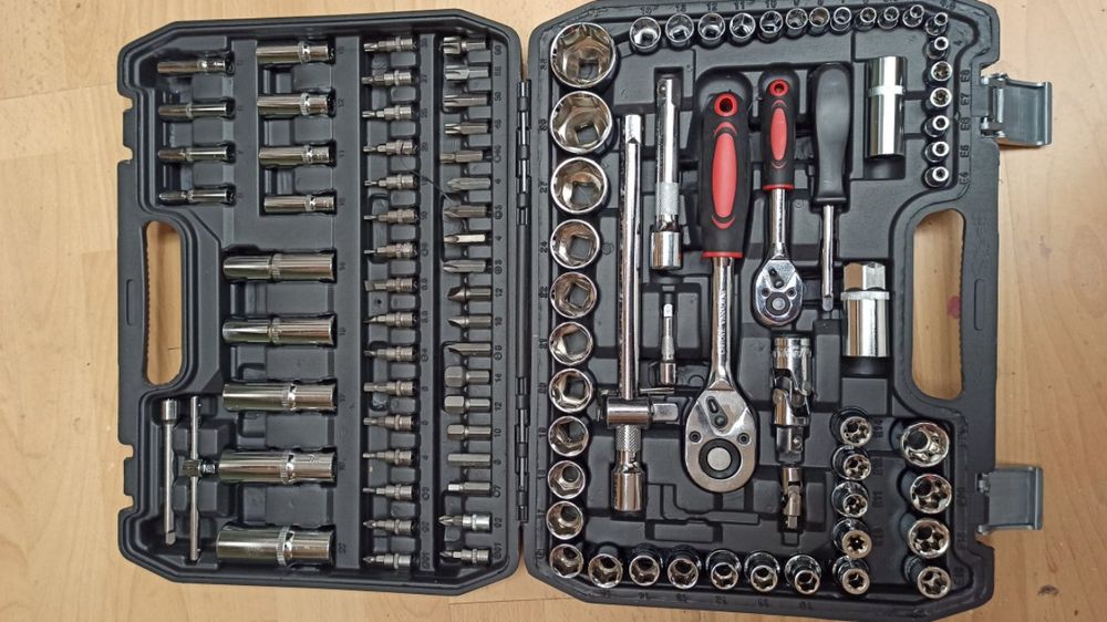 Steckschlüsselsatz (Neu und originalverpackt) in Rüti ZH für CHF 40 ...